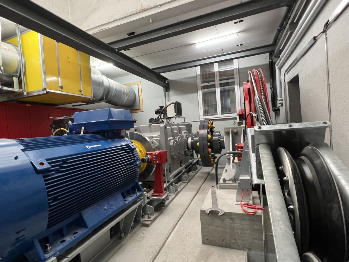 Salle des machines – SMC – Compagnie de bus et de chemins de fer